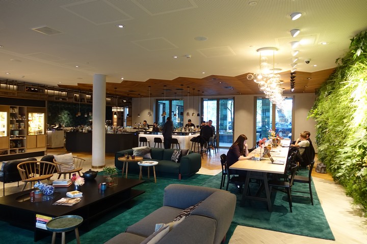 Review: Brand New Hyatt Regency Amsterdam - Opening Issues - TopMiles