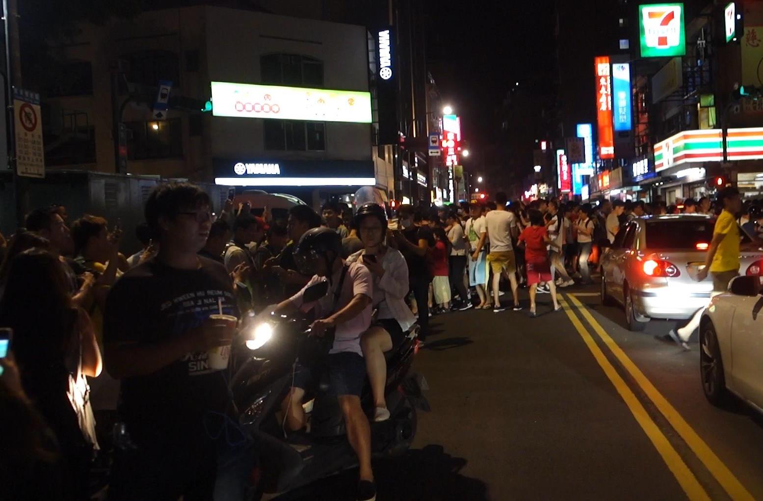 Inside a Pokemon Go Stampede in Taiwan - TopMiles